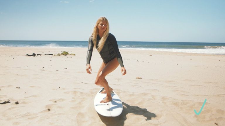 The Proper Surfing Stance - Feet and Lower Body Positioning