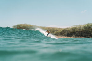 How to Surf - The Beginner's Guide to Surfing - Barefoot Surf Tutorials