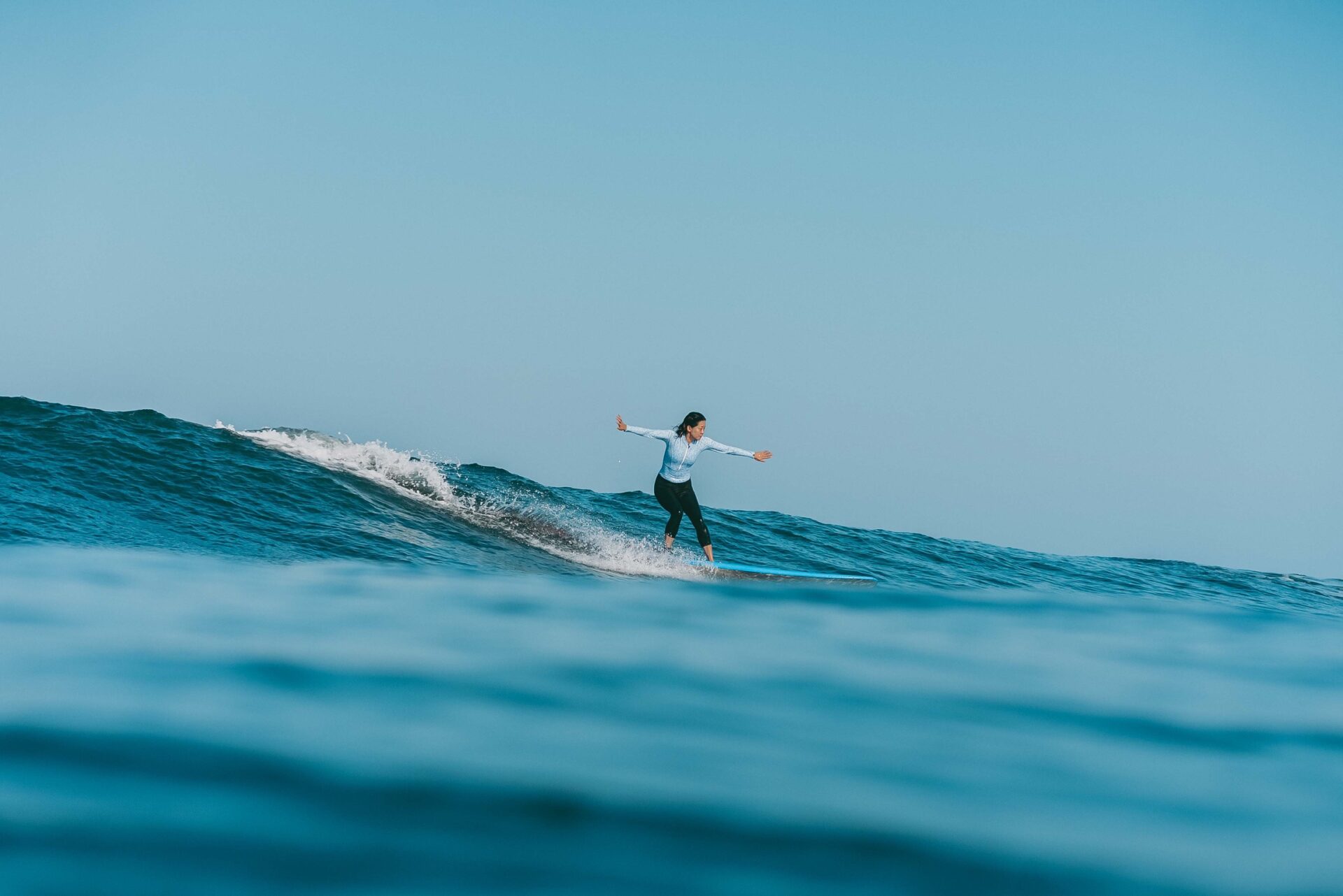 How to Surf Down the Line - Barefoot Surf Tutorials